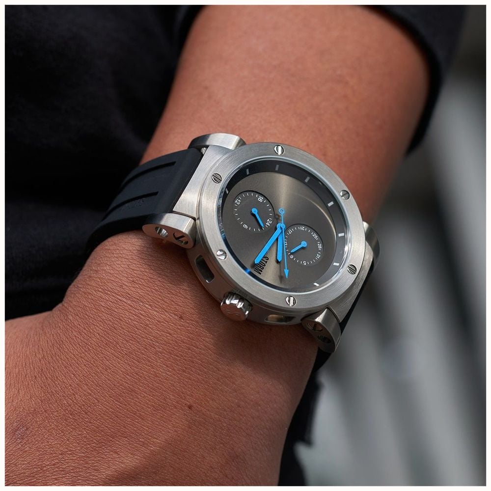 STORM Hydron V2 Rubber Grey Dial / Black Silicone Strap 47462/GY ...