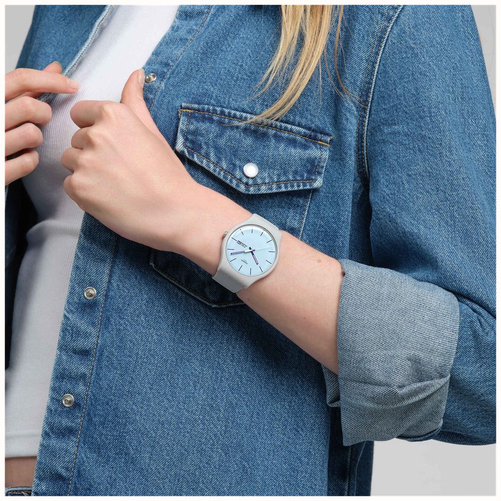 Swatch BLUEBERRY SKY (41mm) Light Blue Dial / Grey Silicone Strap ...
