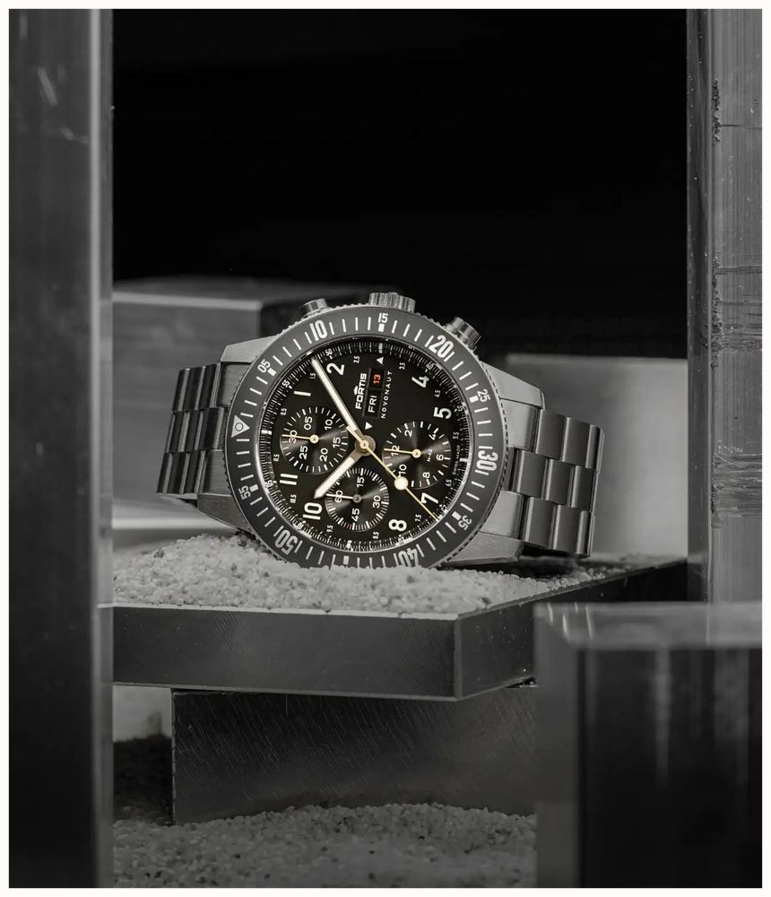 FORTIS Novonaut N-42 Stratosphere-Tested Manufacture Chronograph (42mm ...