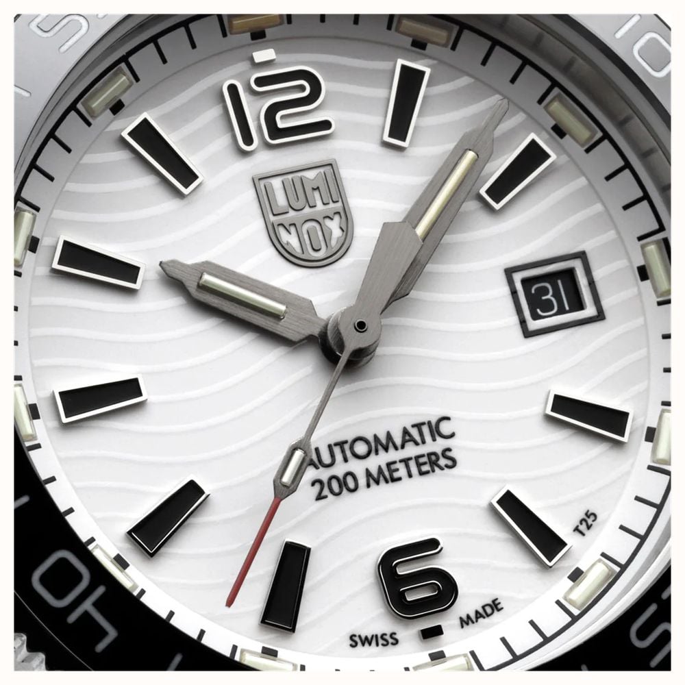 Luminox Pacific Diver Automatic 'Midnight Mariner' (42mm) Super ...