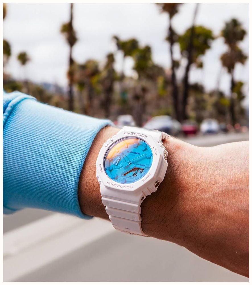 Casio G-Shock Beach Time Lapse (45.4mm) Blue Red Dial / White Resin ...