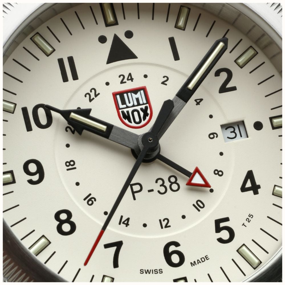 Luminox P-38 Lightning 9520 Series 42mm Black Leather XA.9527 - First ...