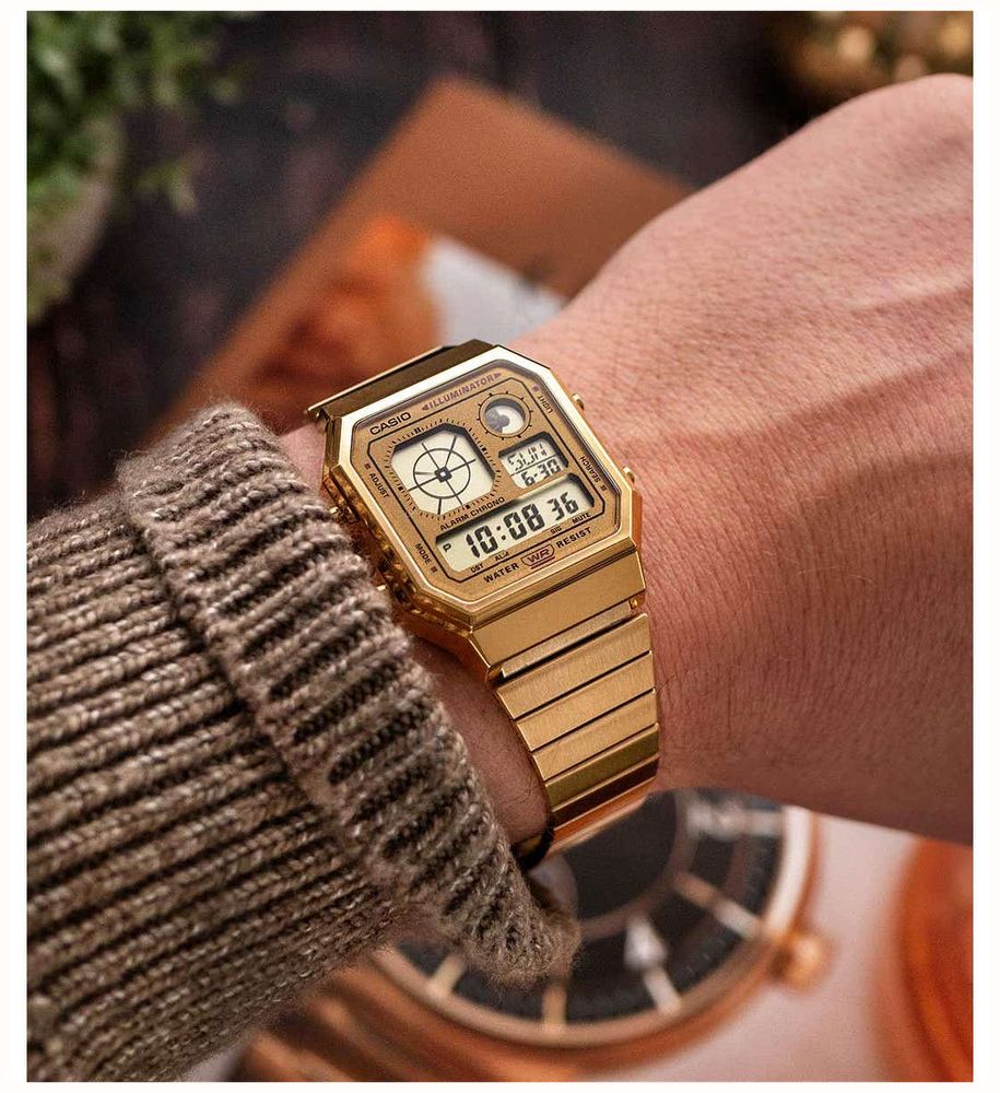 Casio Vintage Illuminator (33.9mm) Digital Display / Gold PVD Stainless Steel A130WEG-9AEF ...