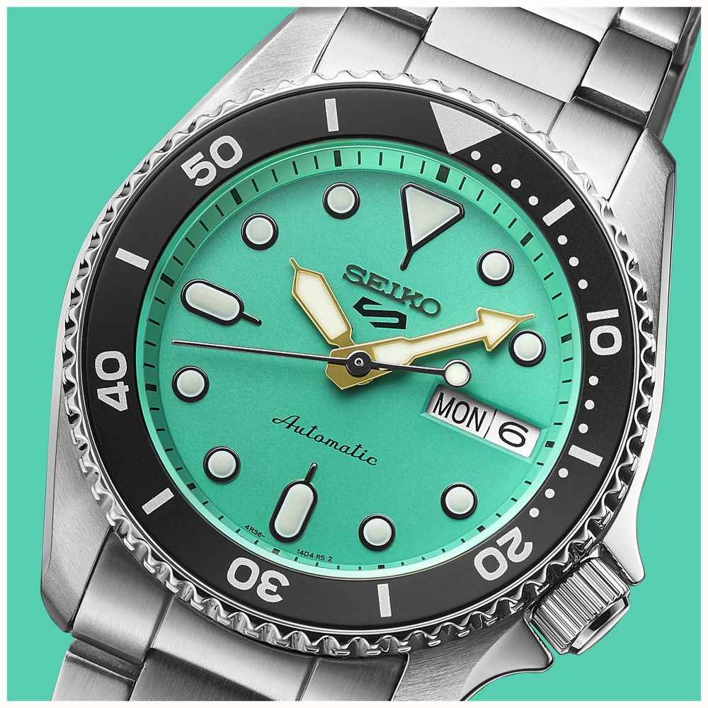 Seiko 5 Sports SKX Automatic ‘Midi’ (38mm) Teal Dial / Stainless Steel ...