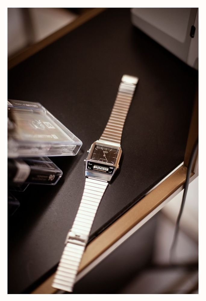 Casio Vintage Dual-Display (32.1mm) Black Dial / Stainless Steel AQ ...