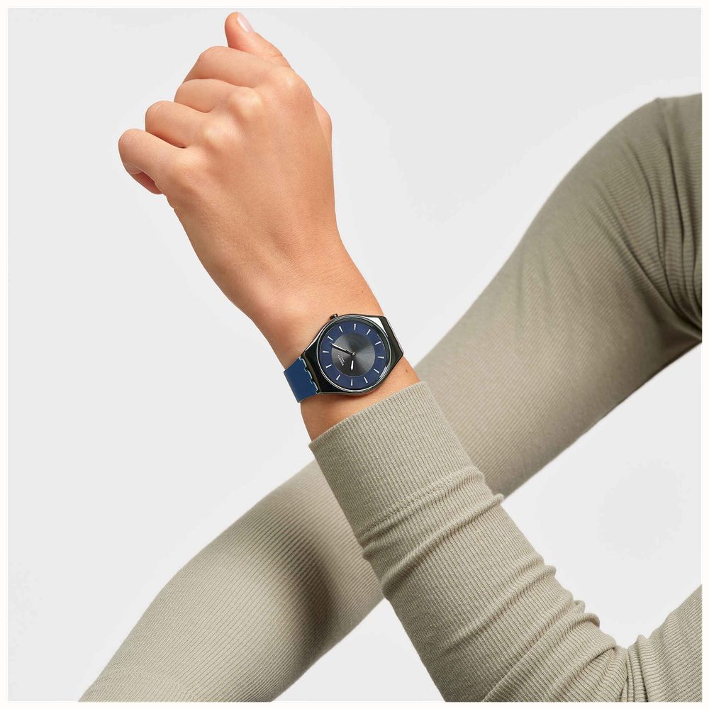 Swatch DUET AT DUSK (38mm) Blue And Black Dial / Blue Silicone Strap ...