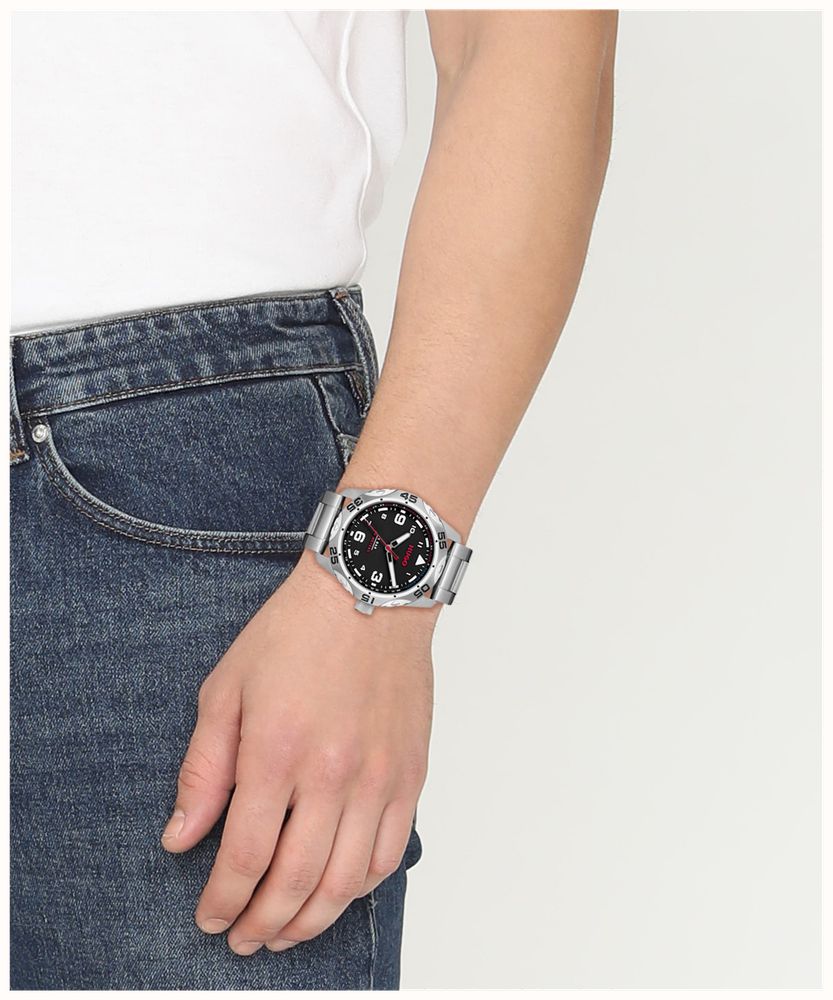 HUGO #trek (42mm) Black Dial / Stainless Steel Bracelet 1530332 - First ...