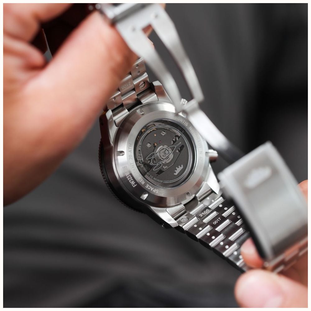 FORTIS Novonaut N-42 Stratosphere-Tested Manufacture Chronograph (42mm ...