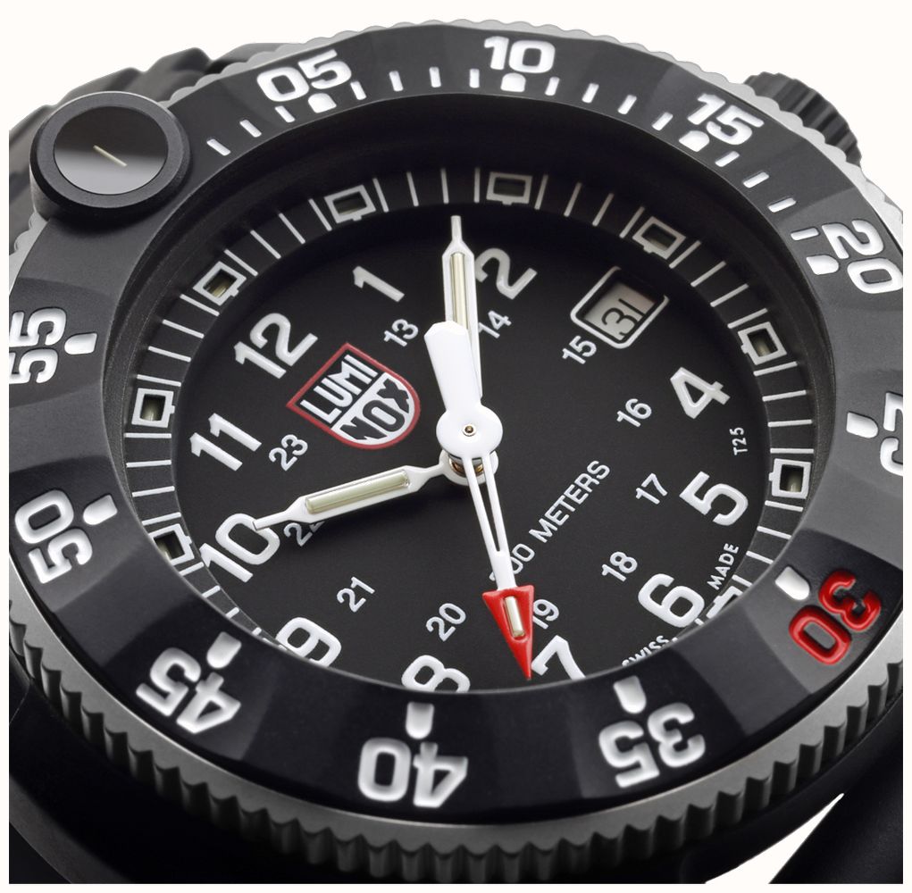 Luminox Navy SEAL Original 3000.H Series (43mm) Black Dial / Black ...