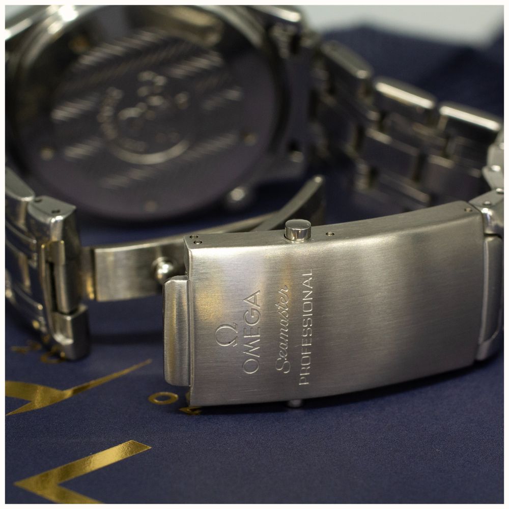 Pre-owned Omega Seamaster Professional Chronometer 1999 (42mm) Blue ...