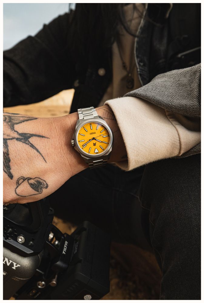 RZE Resolute Pro Automatic (40mm) Medallion Yellow Enamel Dial ...