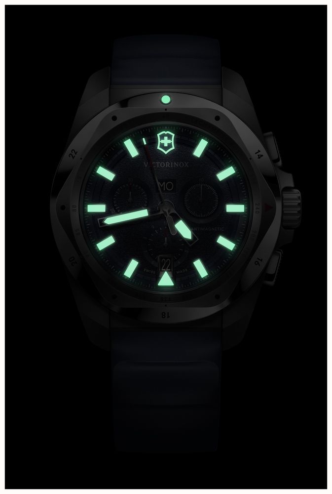 Victorinox I.N.O.X. Chrono (43mm) Blue Dial / Blue Rubber Strap 241984 ...