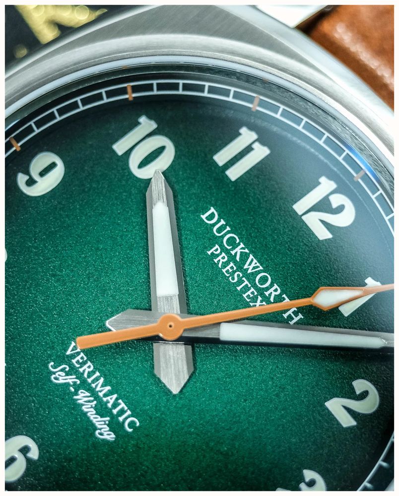Duckworth Prestex Verimatic (39mm) Green Fumé Dial / Tan Brown Leather D891-04-B - First Class ...
