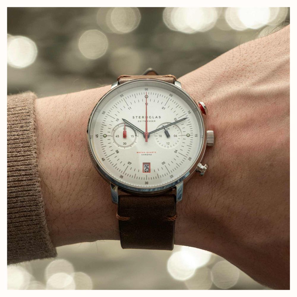 STERNGLAS Hamburg Mecha-Quartz Chronograph (42mm) Silver Dial / Vintage ...